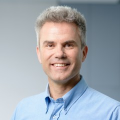 Swisscom Broadcast: Kontakt per Hotline oder Formular | Swisscom